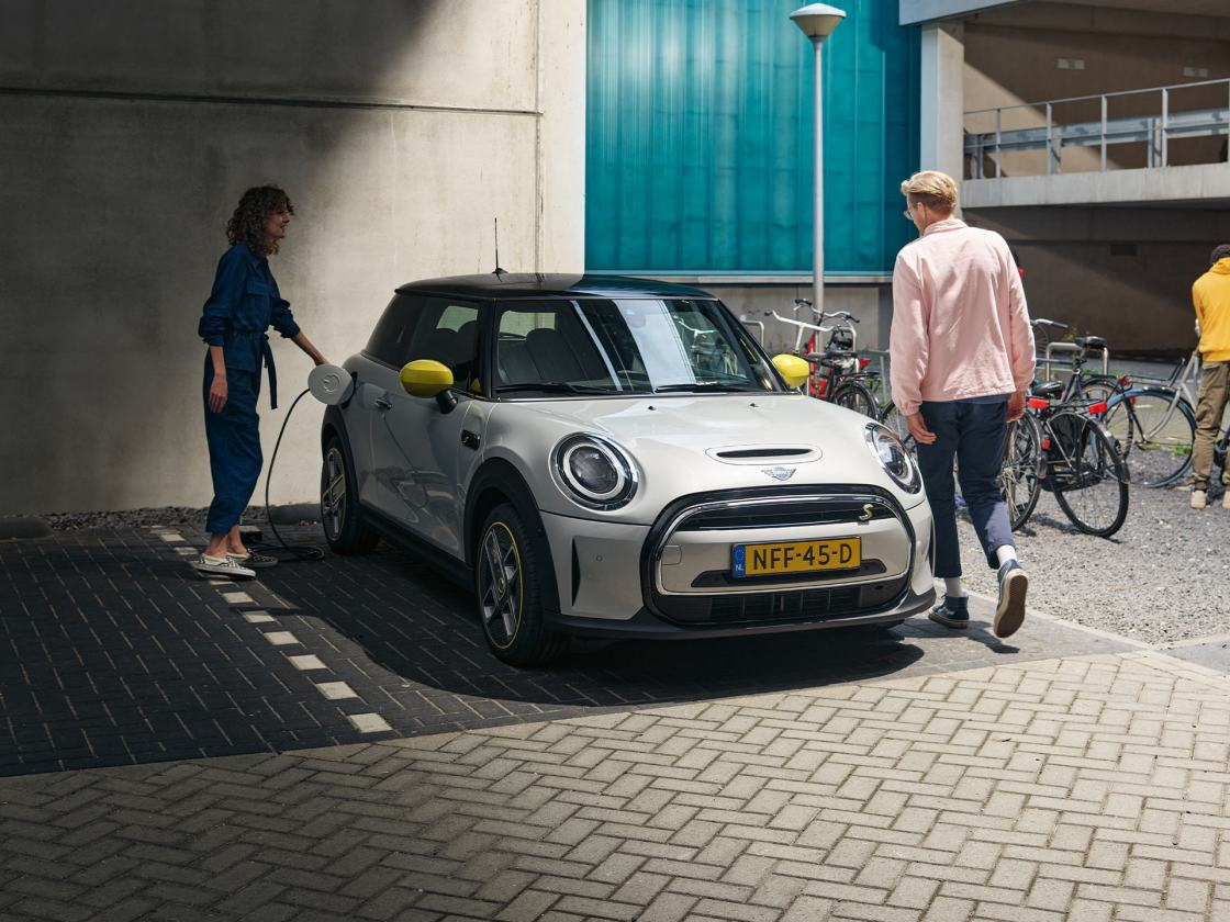 Mini électrique en leasing – Voiture électrique en LOA ou LLD